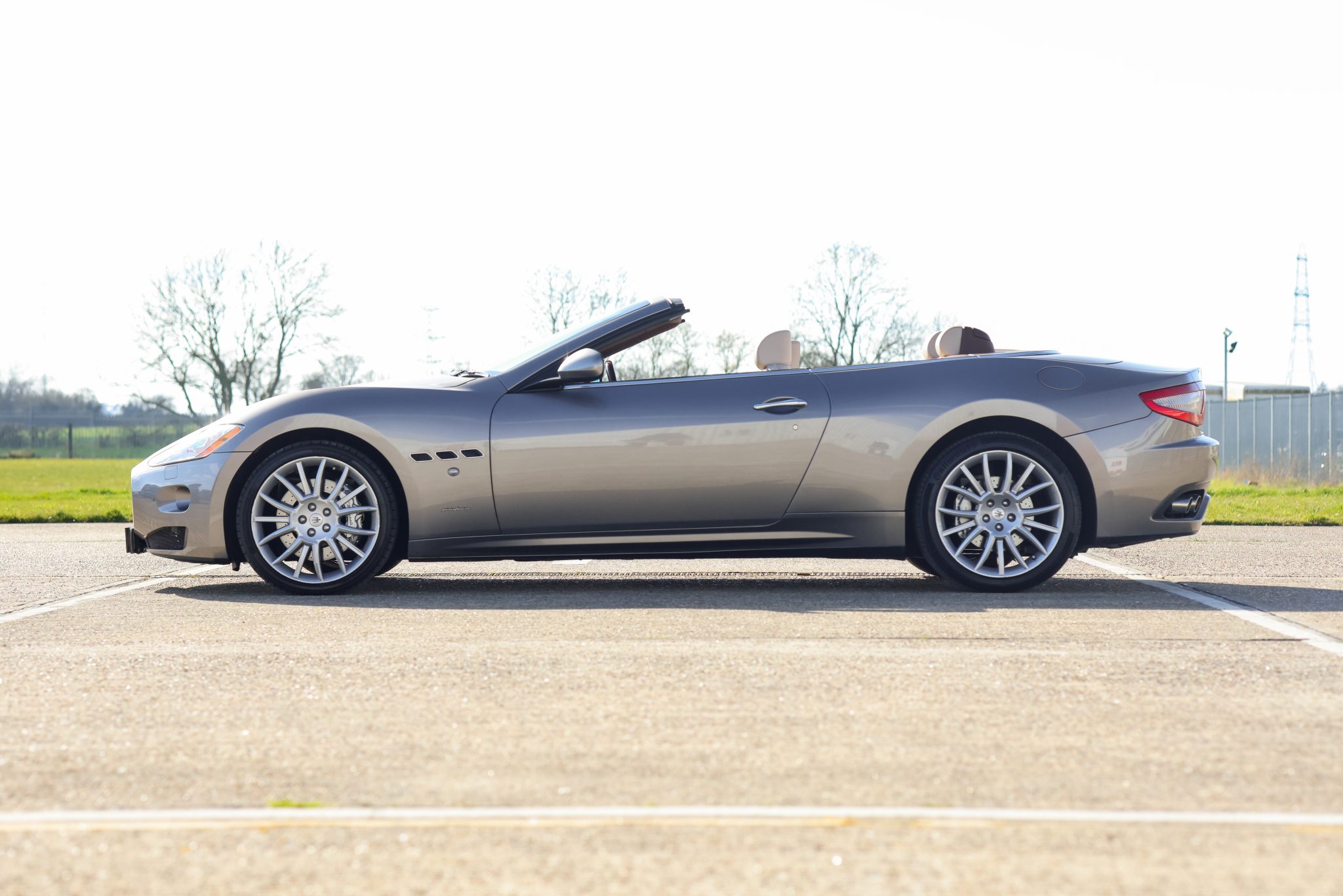 2010 Maserati Grancabrio 4.7 Automatic - Stratton Motor Company