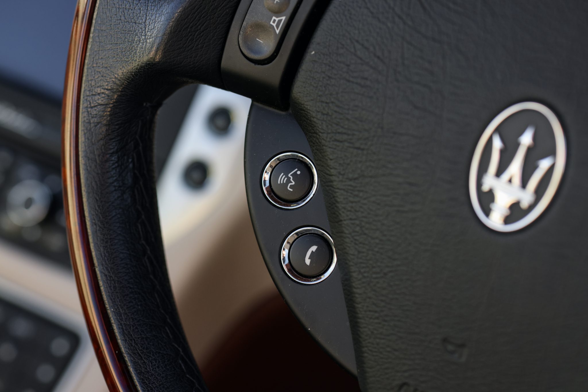 2010 Maserati Grancabrio 4.7 Automatic - Stratton Motor Company