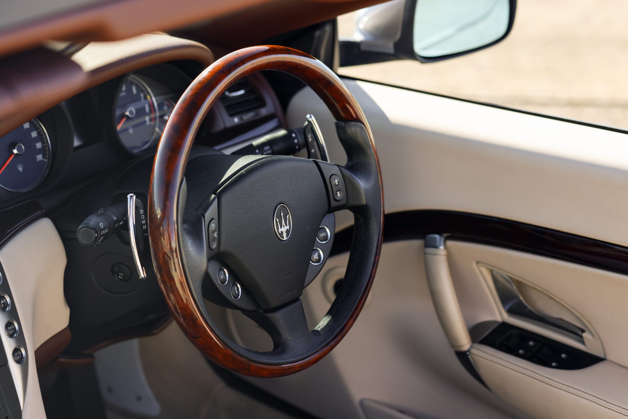 2010 Maserati Grancabrio 4.7 Automatic - Stratton Motor Company