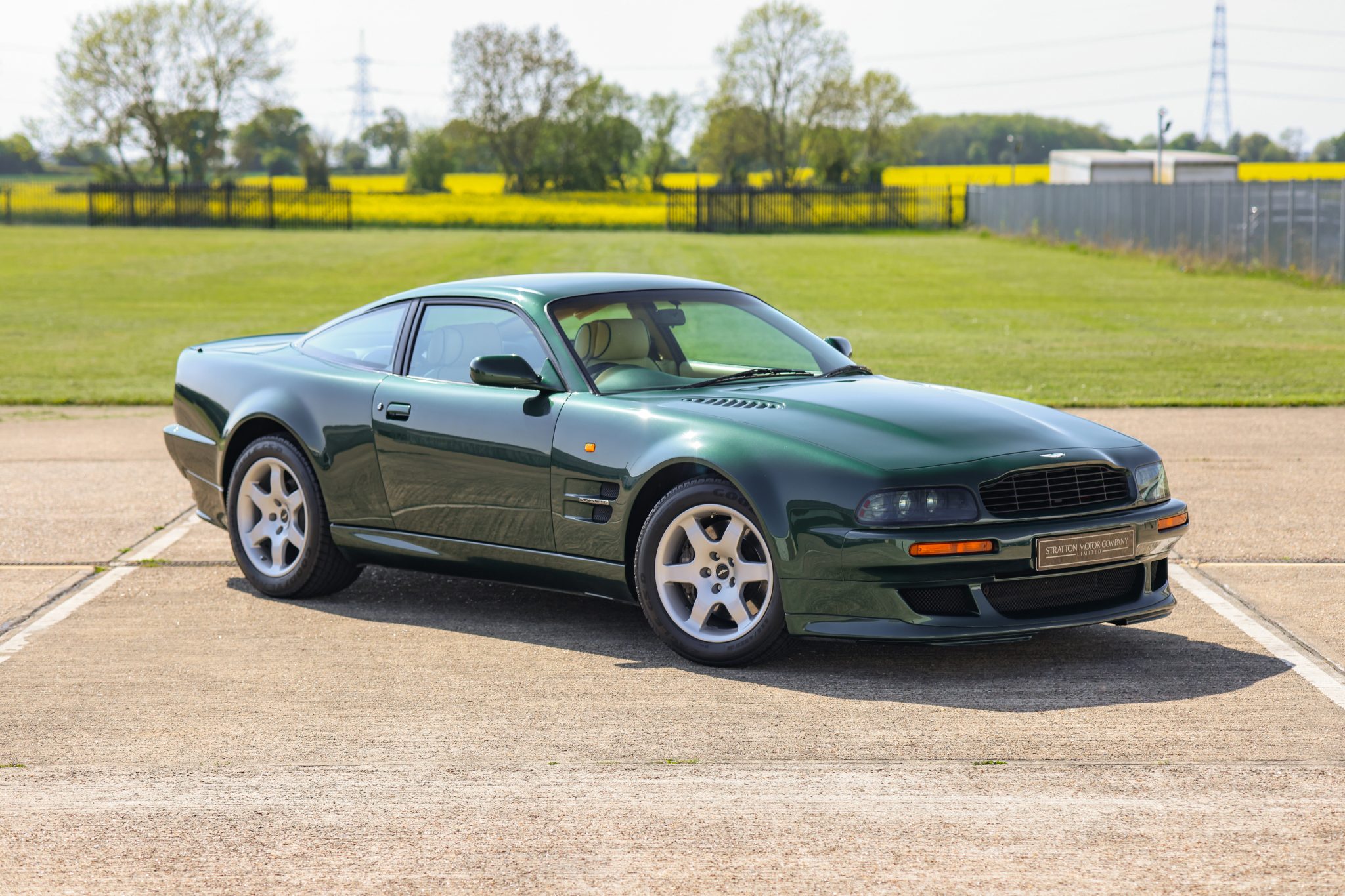 Our Inventory of Classic & Prestige Cars - Stratton Motor Company