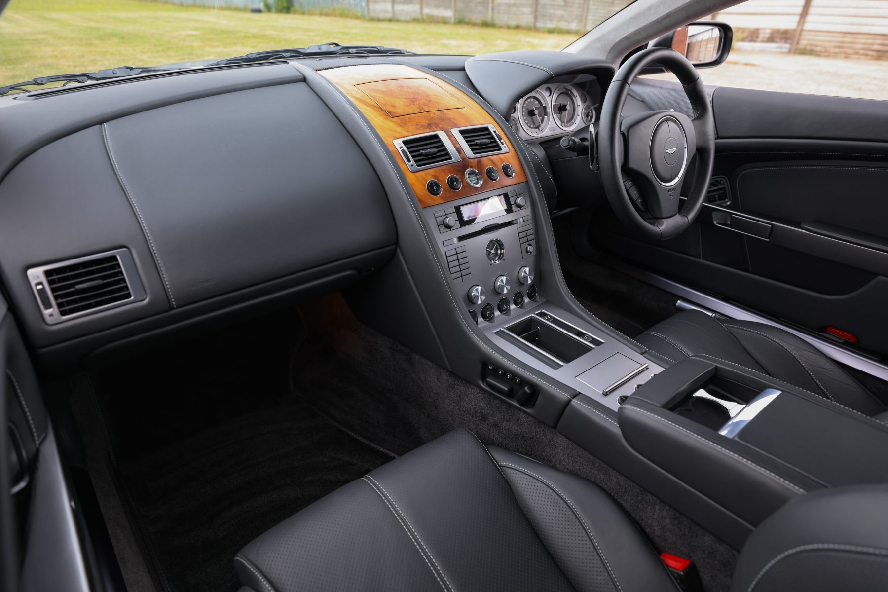 Our Inventory of Classic & Prestige Cars - Stratton Motor Company