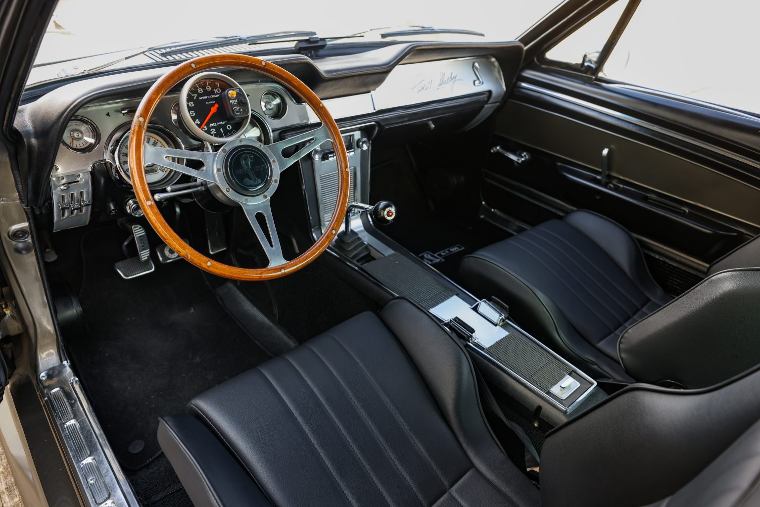 Our Inventory of Classic & Prestige Cars - Stratton Motor Company